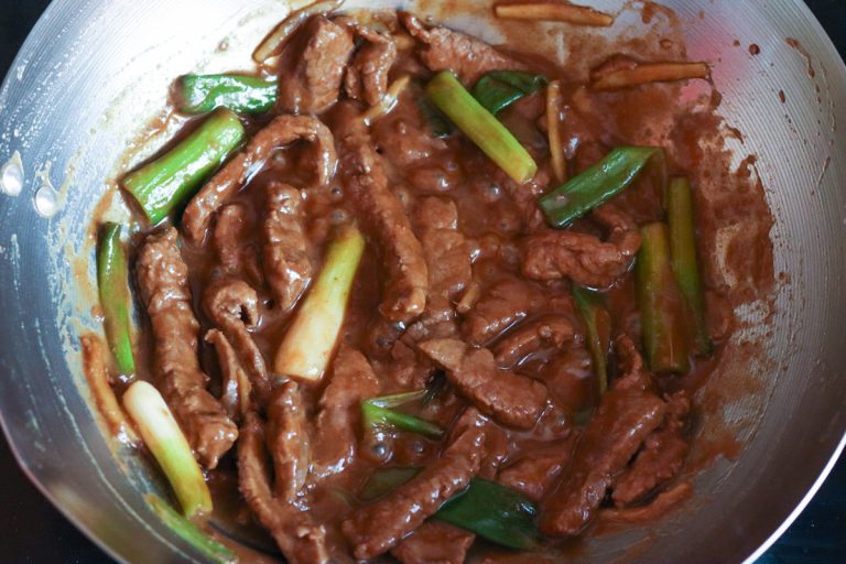 Beef With Ginger And Spring Onion - My Morning Mocha