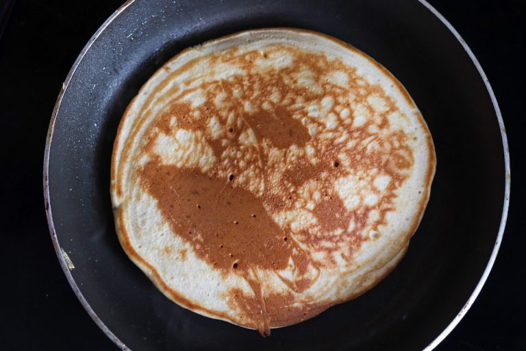 Biscoff Pancakes (Thick & Fluffy) - My Morning Mocha