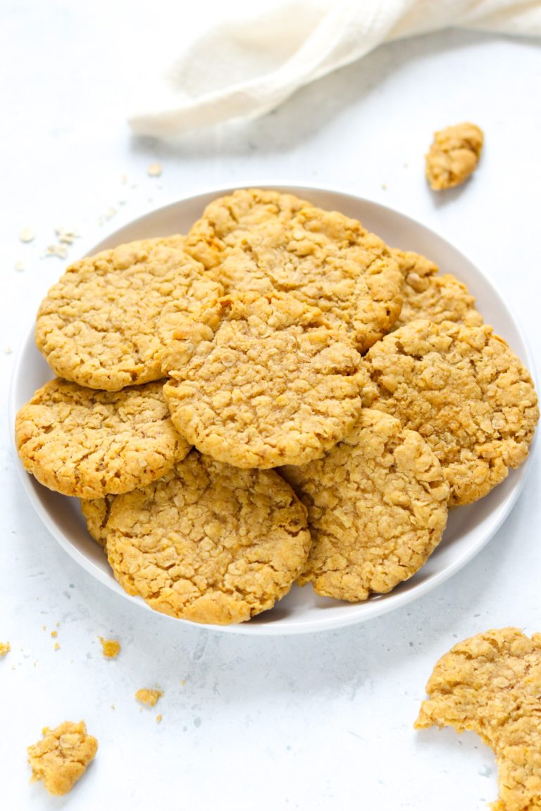 Oat Biscuits Recipe (Homemade Hobnobs) - My Morning Mocha