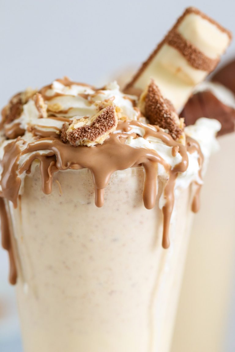 Kinder Bueno Milkshake - My Morning Mocha