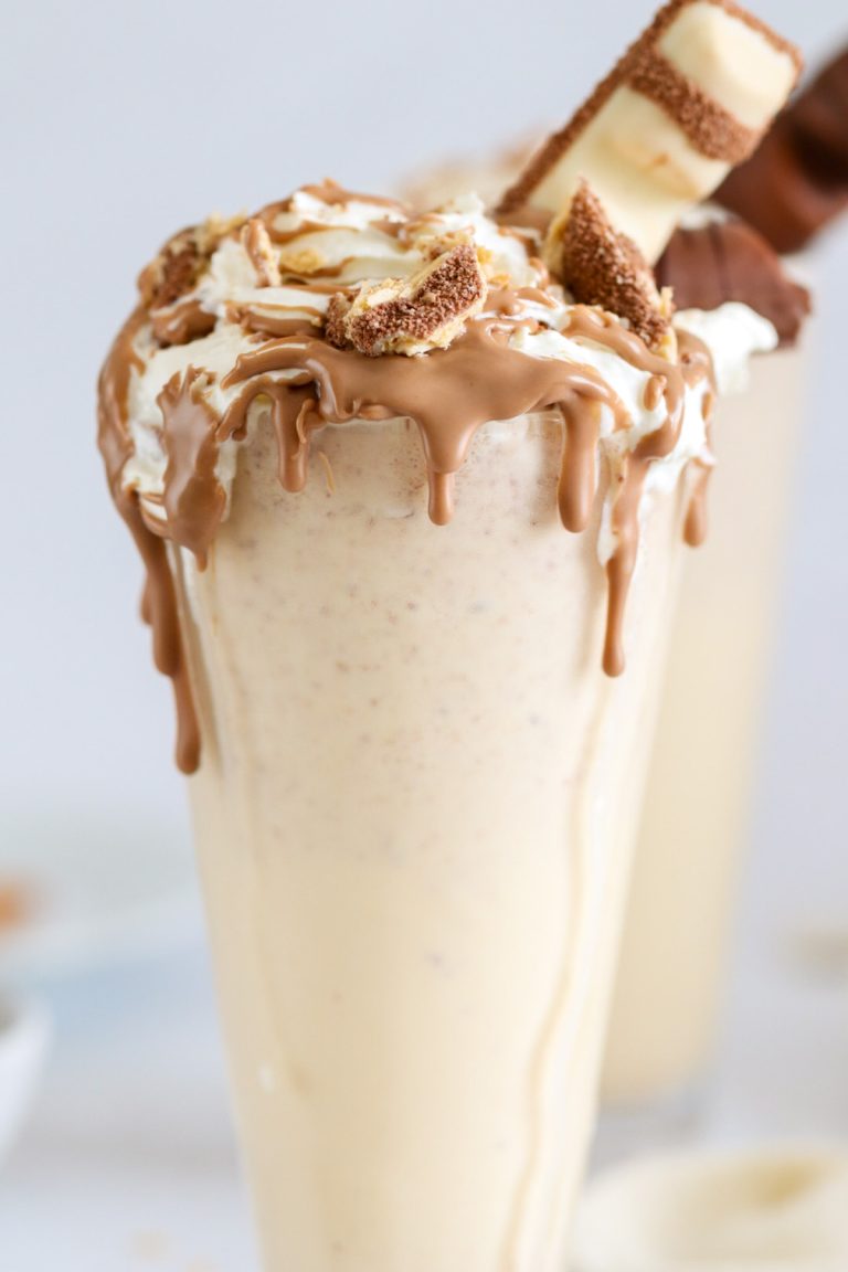 Kinder Bueno Milkshake - My Morning Mocha
