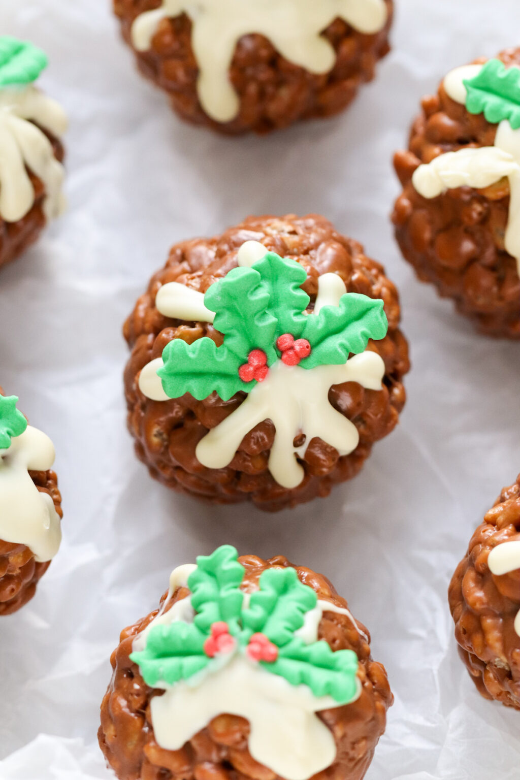 Rice Krispie Christmas Puddings - My Morning Mocha