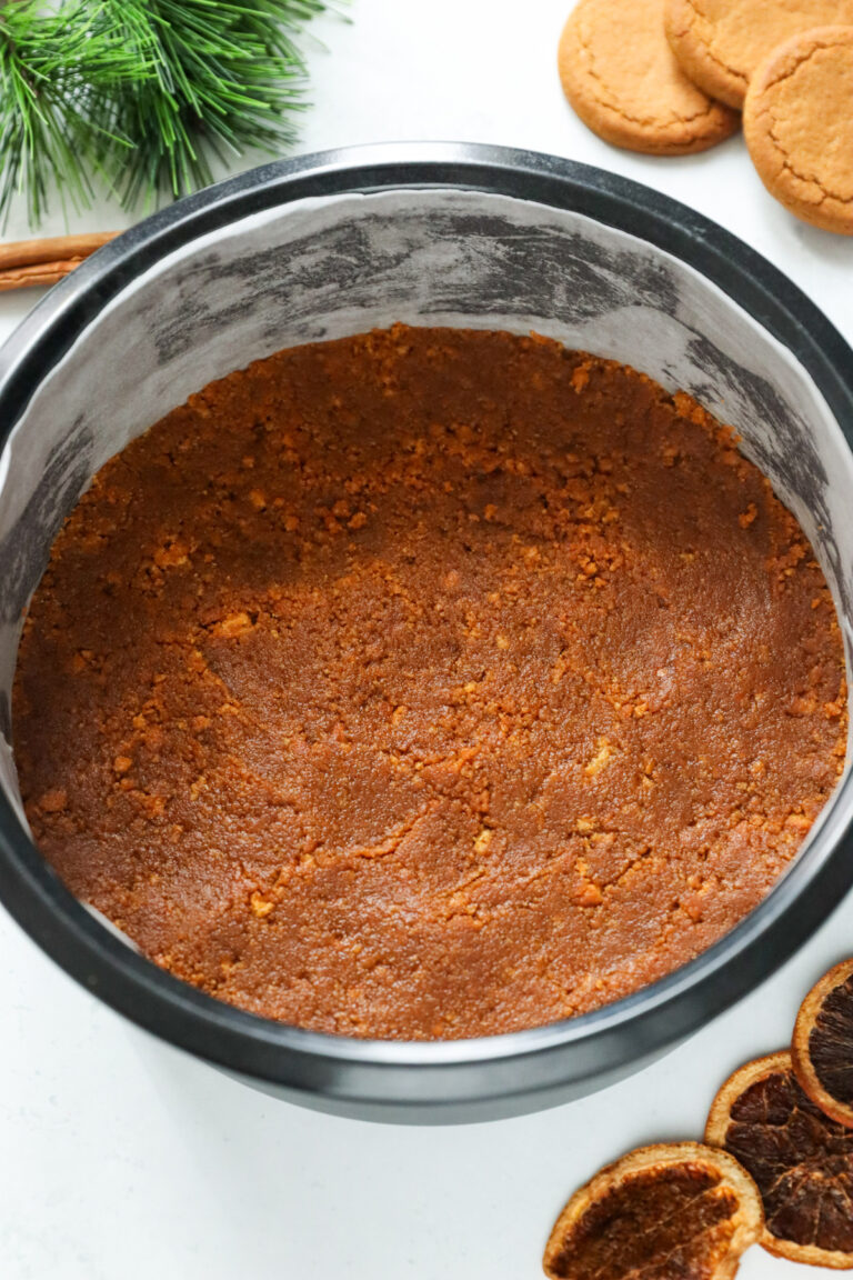 Gingerbread Cheesecake (No Bake) - My Morning Mocha