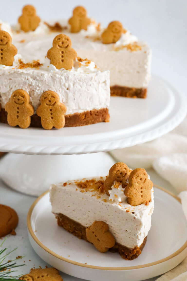 Gingerbread Cheesecake (No Bake) - My Morning Mocha