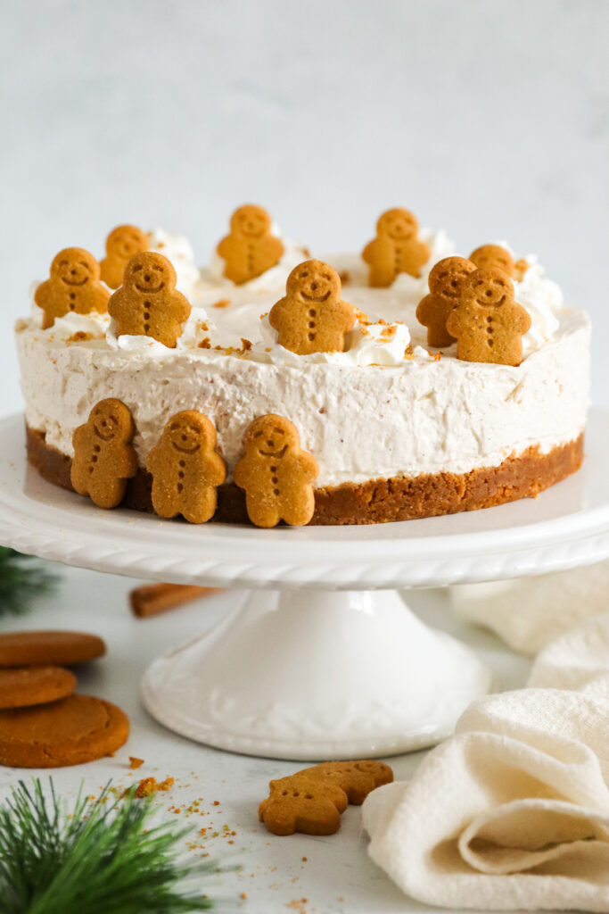 Gingerbread Cheesecake (No Bake) - My Morning Mocha