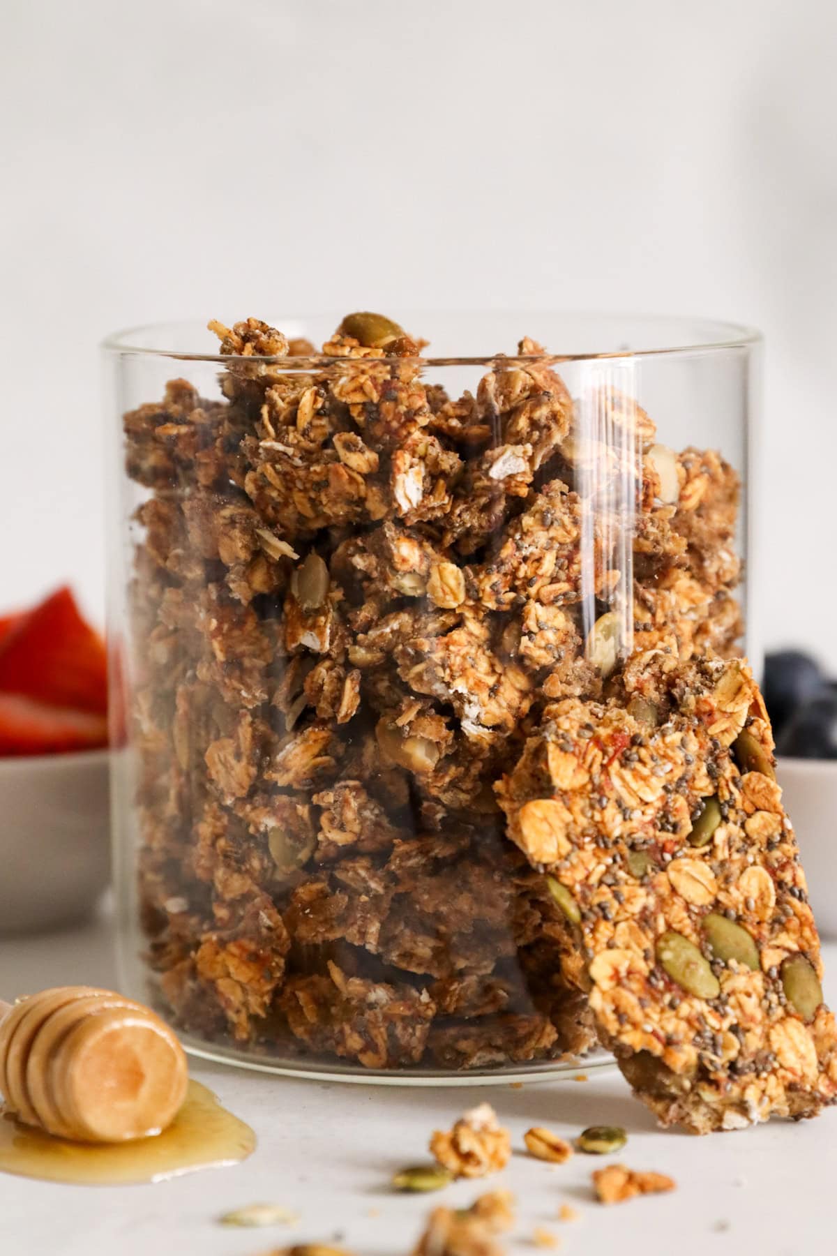 Banana Gingerbread Granola (So Good) - My Morning Mocha